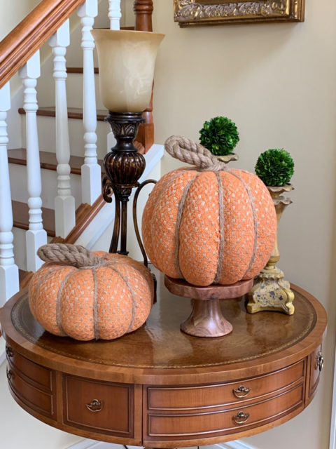 Creating A Pumpkin Tablescape - Two Adorable Labs