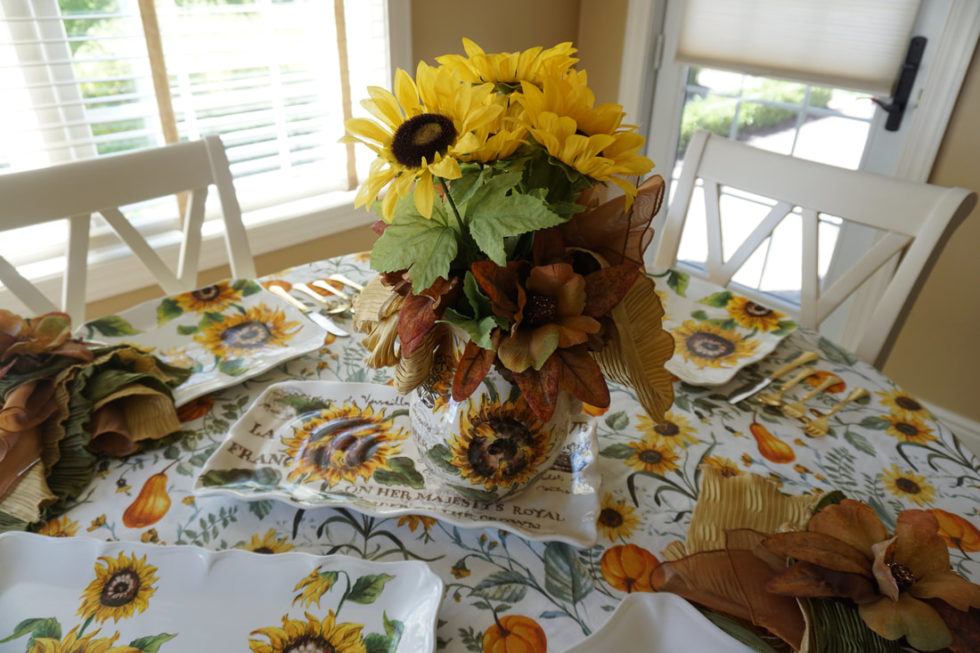 My "September Sunflower" Table - Two Adorable Labs