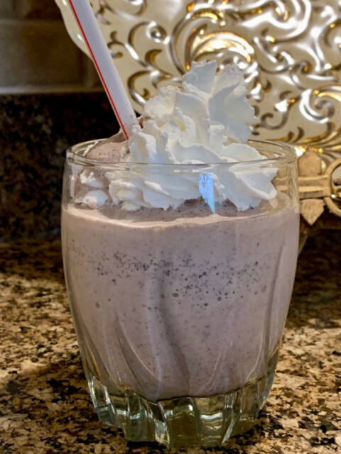 Oreo Cookie Milkshake - Two Adorable Labs