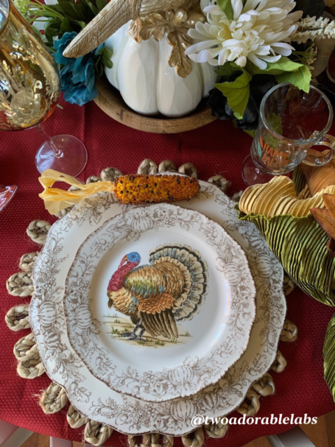 Turkey Table 2023 - Two Adorable Labs